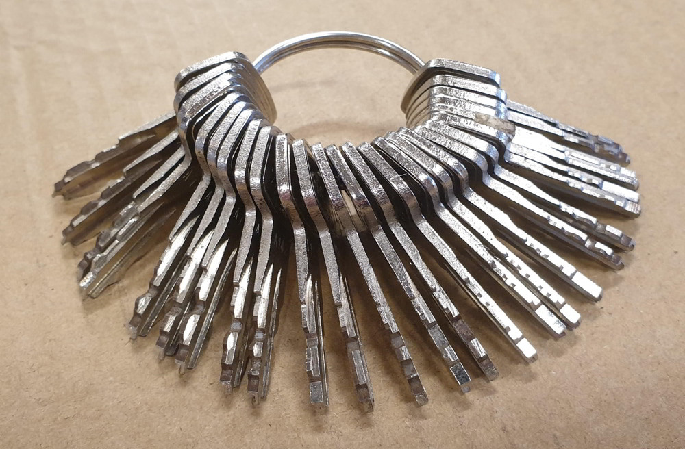 Buy Prorack NR001-100 Replacement Bars Master Keys Set online at Marine ...